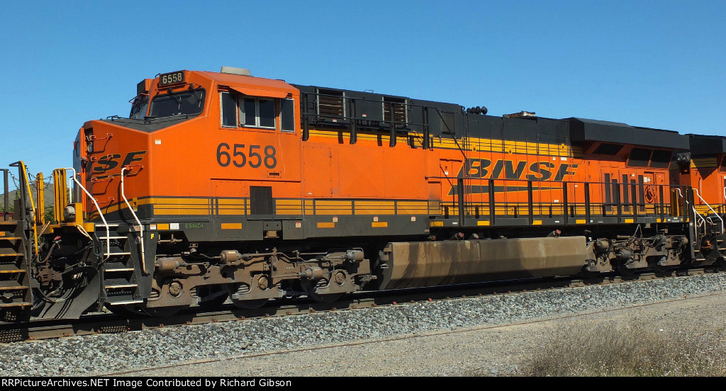 BNSF 6558 Locomotive (ES44C4)